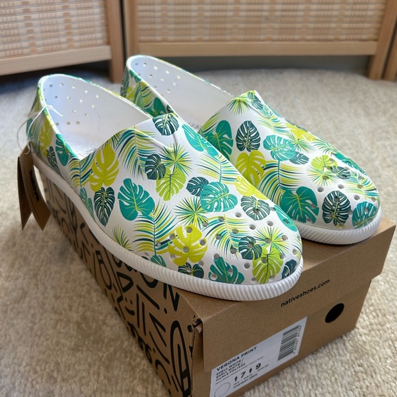 Native Shoes | Shoes | Nwt Womens Tropical Slip On Loafer Natives ...